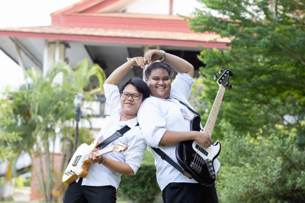 Perfect Child Bandวงเด็กสมบูรณ์ที่เกิดจากความไม่สมบูรณ์ ...แต่ดันเพอร์เ ...