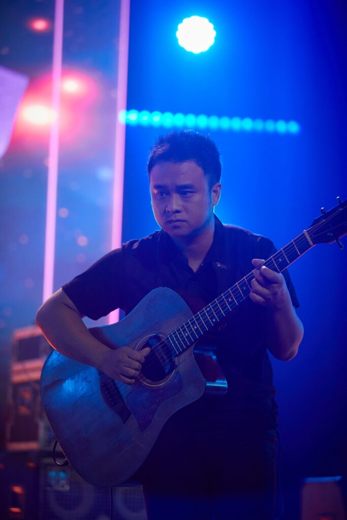 “ดนตรีคือเพื่อนที่อยู่กับผมในทุกช่วงเวลา…”สาธุการ ทิยาธิราSolar System ...