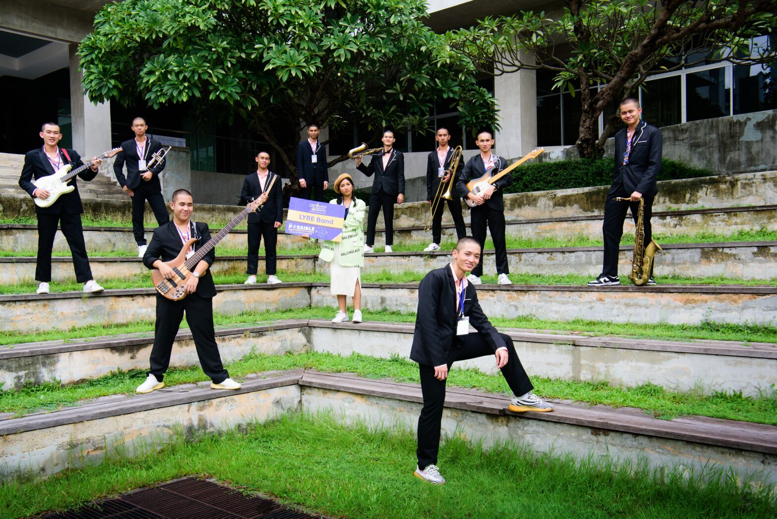 LYRE Band กายเป็นทหาร จิตวิญญาณนักดนตรี ครับผม!!! - ThaiPower.co