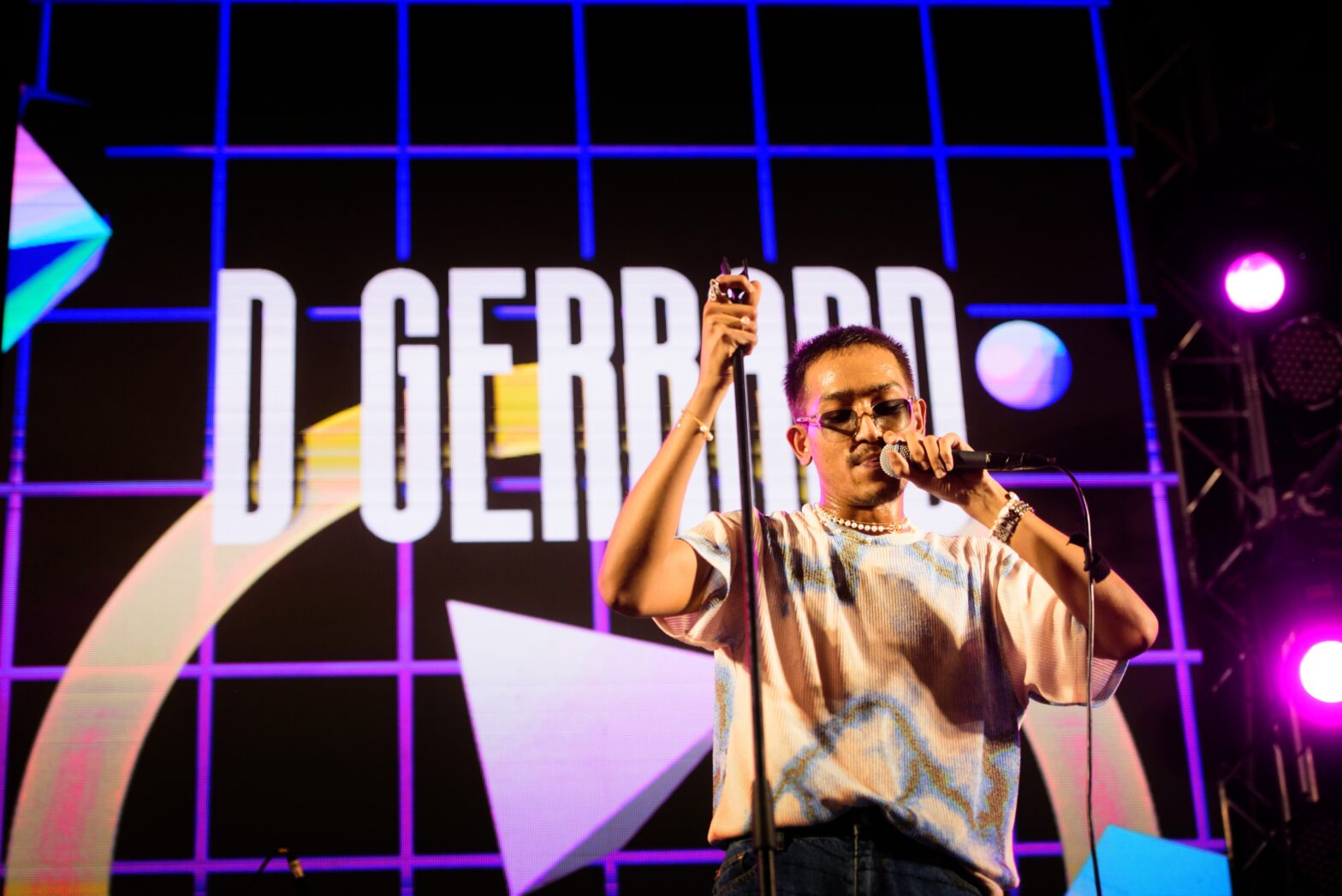 D Gerrard ชายผู้กลับไปแก้ไขอดีตในทุกวัน - ThaiPower.co