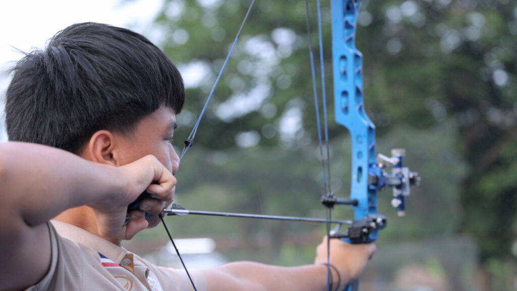 รตนดนัย วงค์ถานะ ปล่อยลูกธนูสู่เป้าหมายและเอาชนะใจตัวเอง - ThaiPower.co