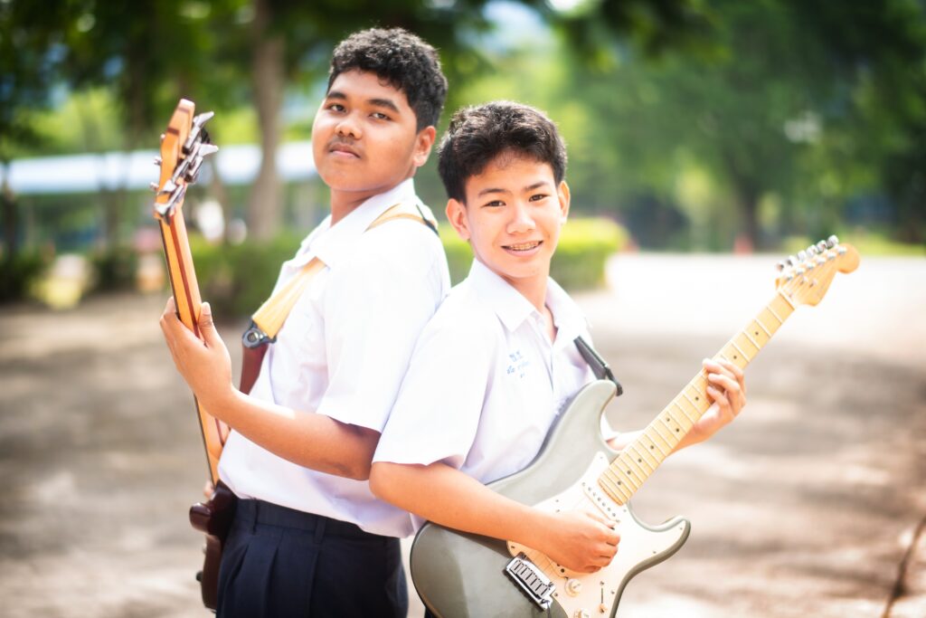 KC String Combo Bandเปิดจินตนาการสู้ให้ถึงฝัน !!! - ThaiPower.co