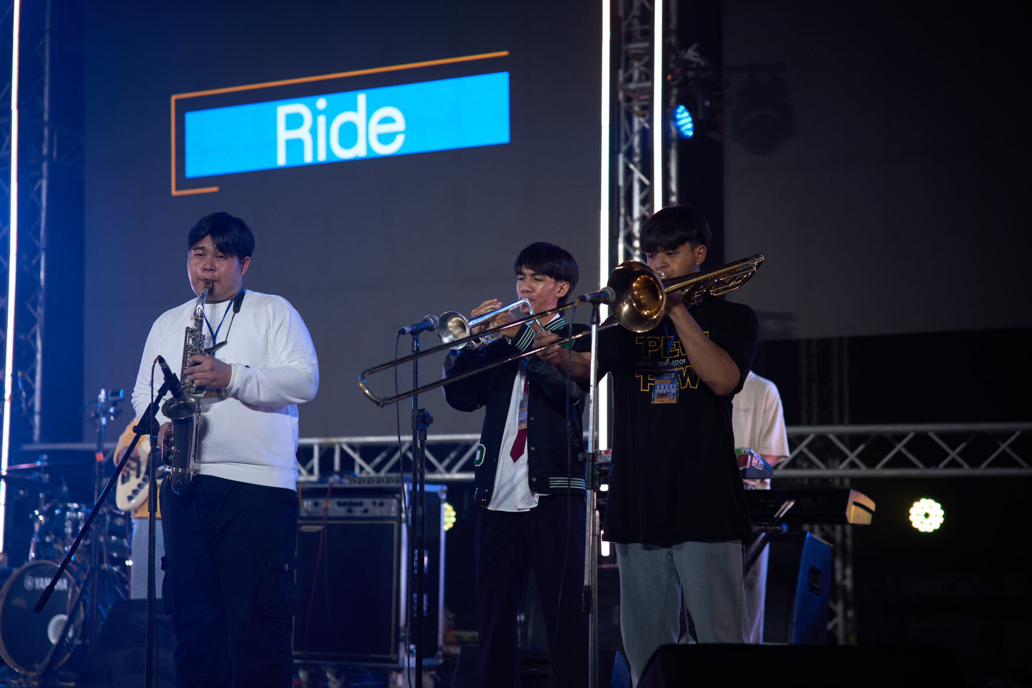 ‘Ride’ มิตรภาพ 9 หนุ่มดนตรีที่ชีวิตขับเคลื่อนด้วยเสียงฮา - ThaiPower.co