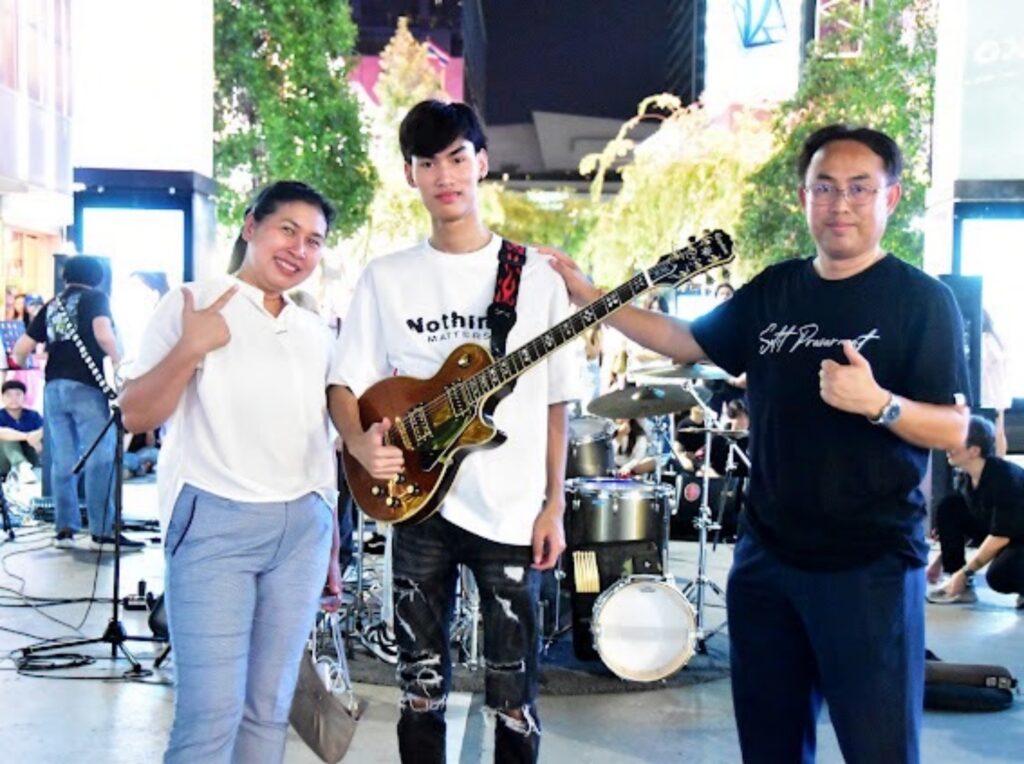 ฟังเสียง “ความสุข”จากหลังบ้าน “Nothing Matters” - ThaiPower.co